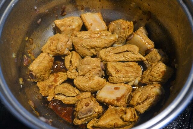 Easy Asian Pork Riblets - Cook with Chung